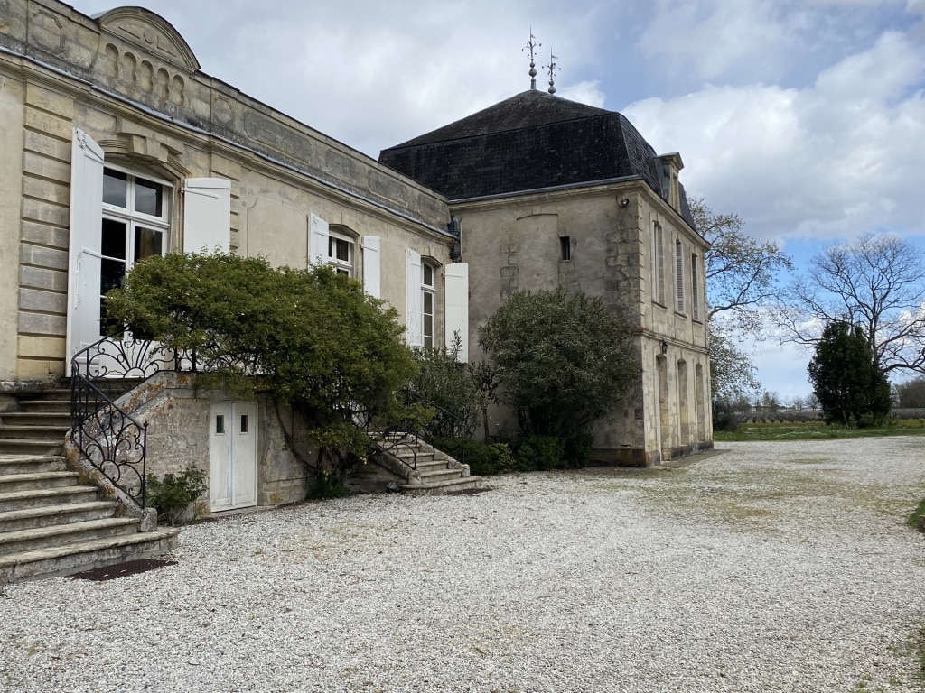 Chateau Picque Caillou : l'apprenti sommelier vous révèle tous ses secrets